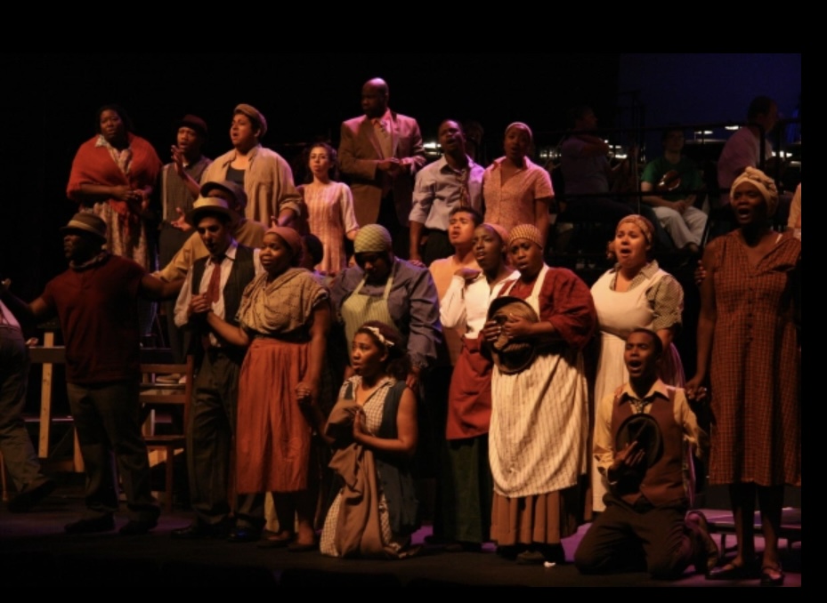 Performance Photos – Chasmin Hallyburton